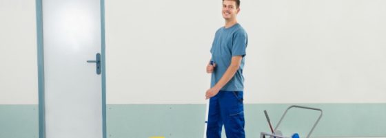 10+ Proven Janitor Interview Questions [+Answers]