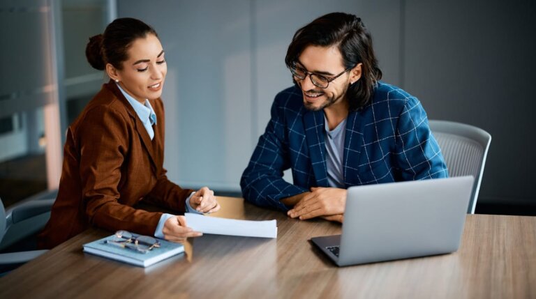 Employee onboarding process: 7 steps to successful onboarding