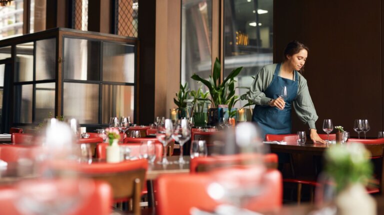 33+ real-life interview questions for hospitality and travel roles ...