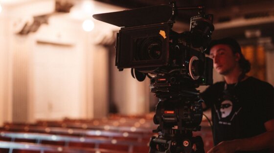 24+ real-life interview questions for media & entertainment roles ...